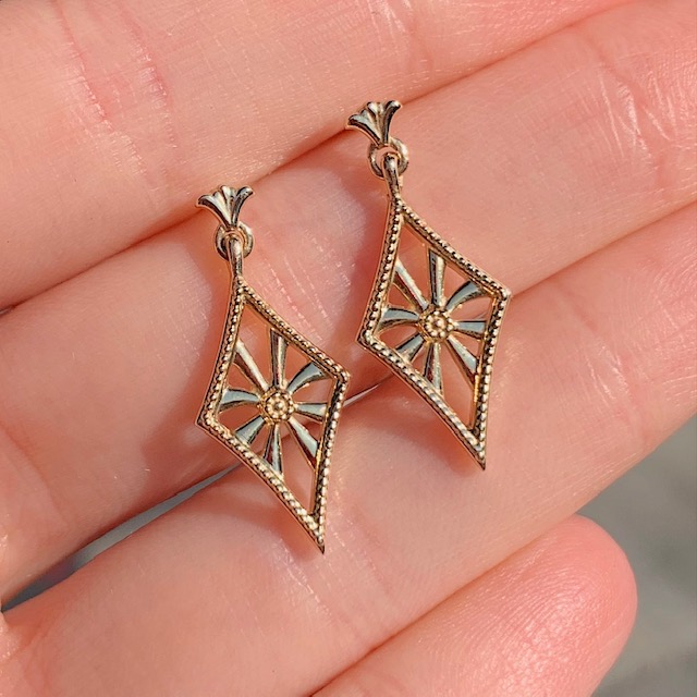 Vintage Style Gold Earrings | Olympic Jewelry - Open For Walk-ins